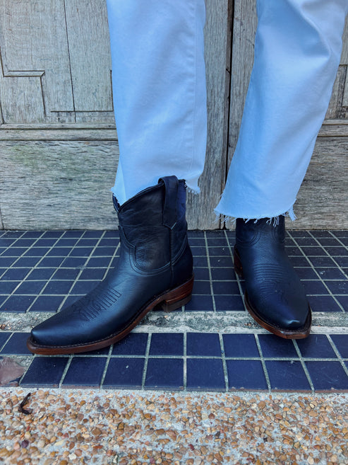 EDEN SHORT BOOT – Hinton and Hinton